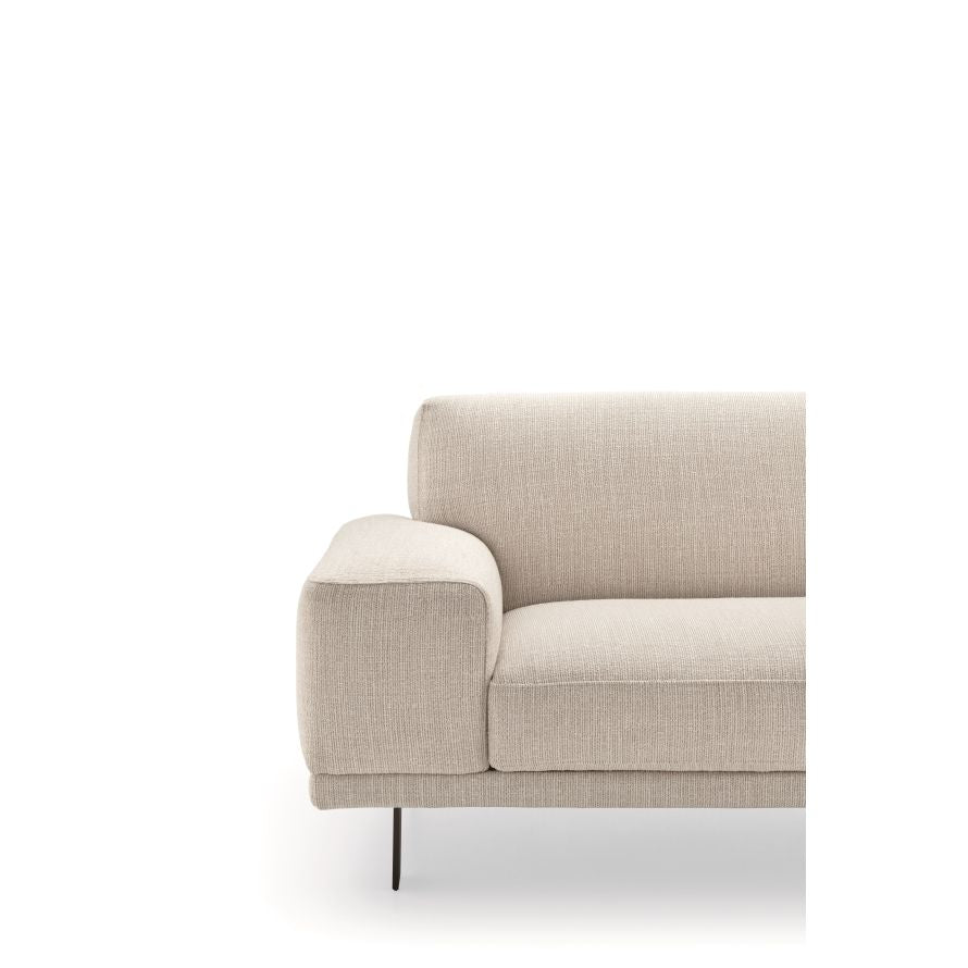 Blake Sofa – Voyager Interiors